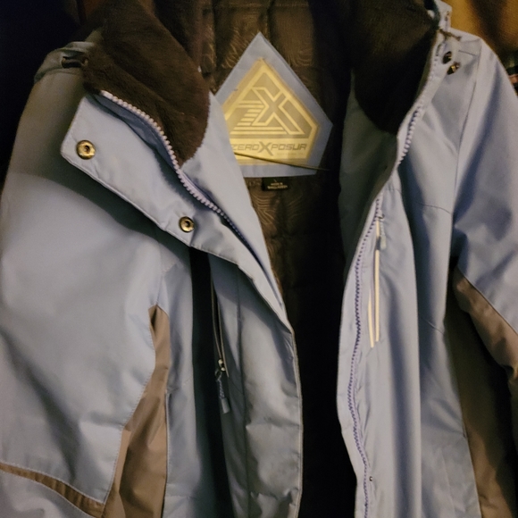 zero exposure | Jackets & Coats | Zero Exposure L Coat W Hood | Poshmark